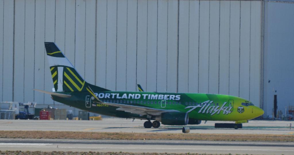 N607AS - Alaska Airlines (737-790(WL)) - PlaneLogger